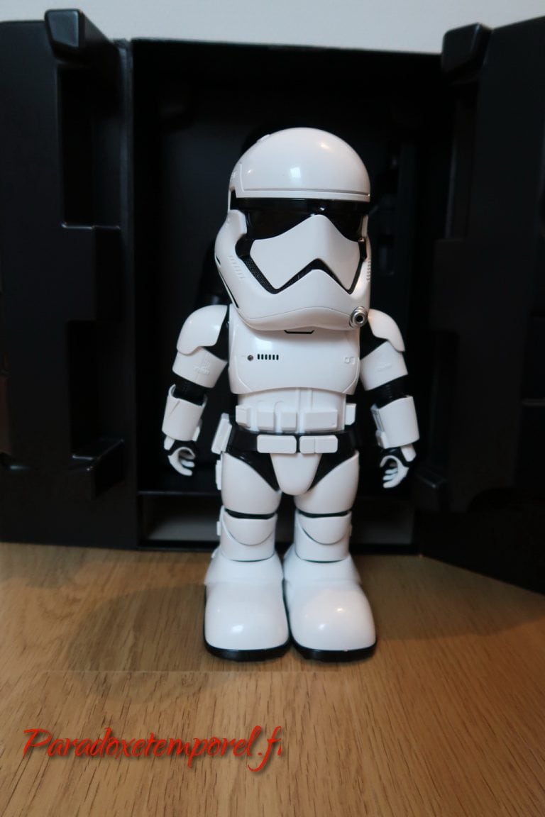 Unboxing Star Wars First Order Stormtrooper Robot Ubtech - Paradoxe ...